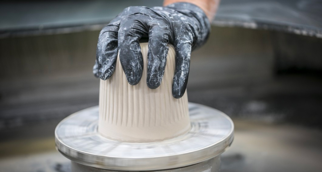 Porcelana: O que a distingue dos demais produtos cerâmicos?